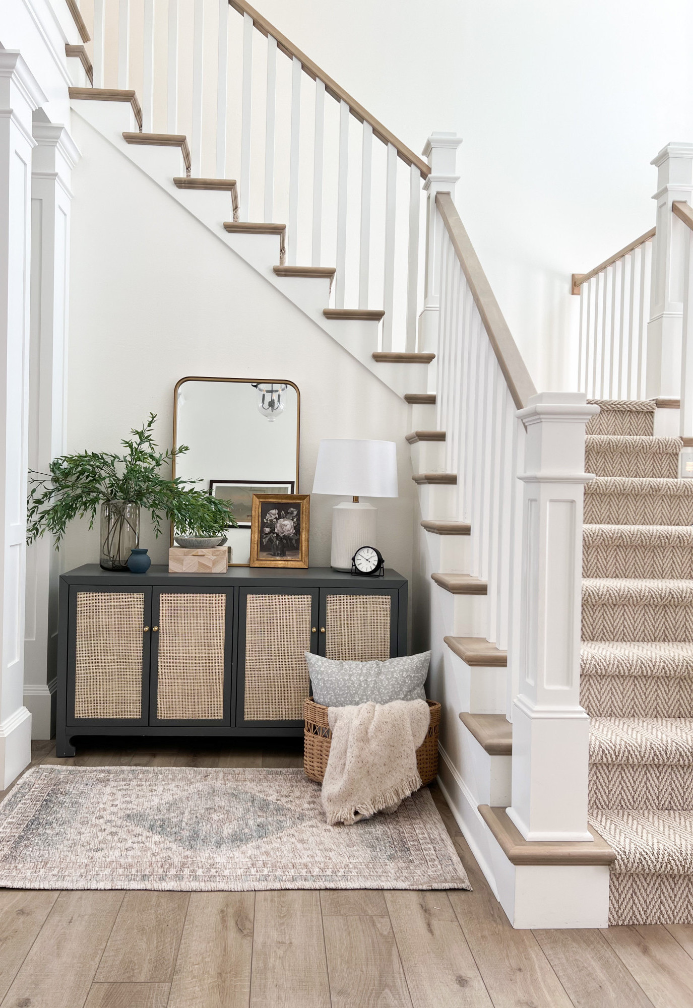 Console Styling Ideas You Need for Your Entryway — Kayla Haven